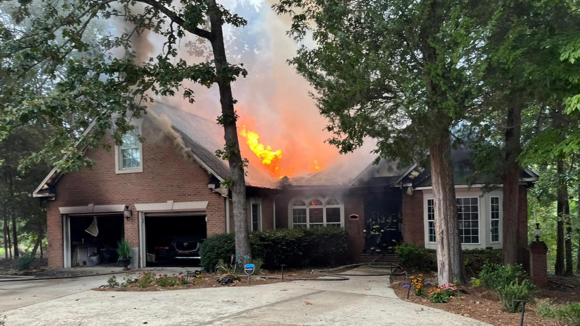 Three escape Laurel Branch Way house fire in Irmo with minor injuries ...
