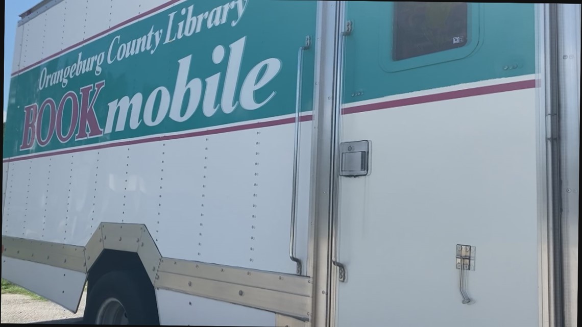 Rolling library making its way through Orangeburg County | wltx.com