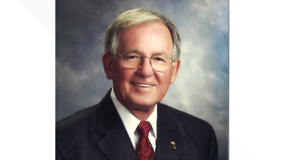 Bobby Horton, longtime West Columbia mayor, dies at 87 | wltx.com