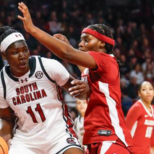 Edwards leads way with 25 as No. 3 South Carolina wins 24th straight ...