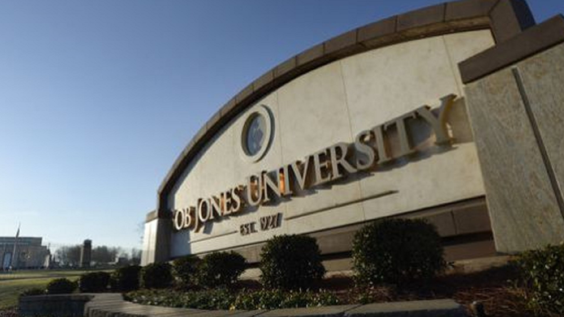 Steve Pettit signs new contract as president of Bob Jones U. | wltx.com