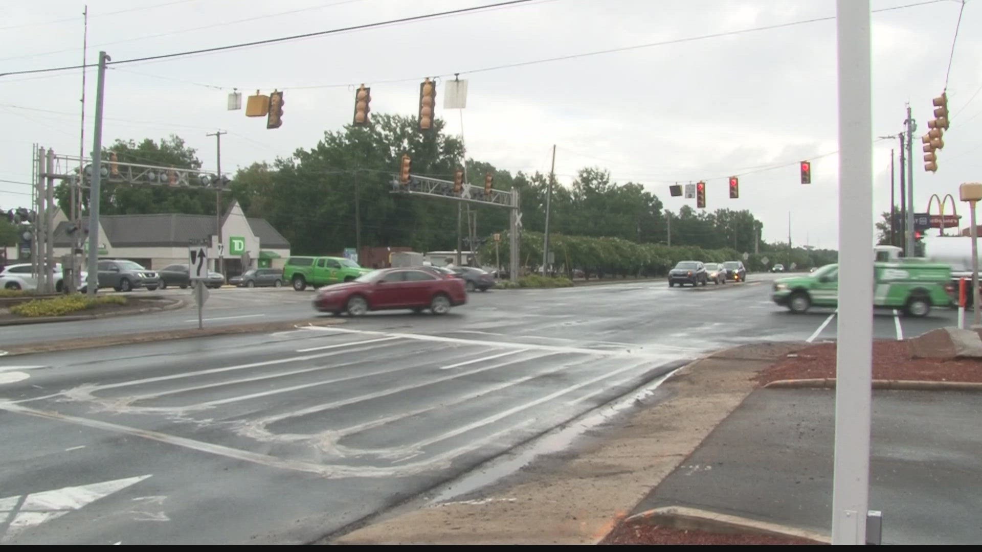 The intersection road work at the Lake Murray, St. Andrews road ...