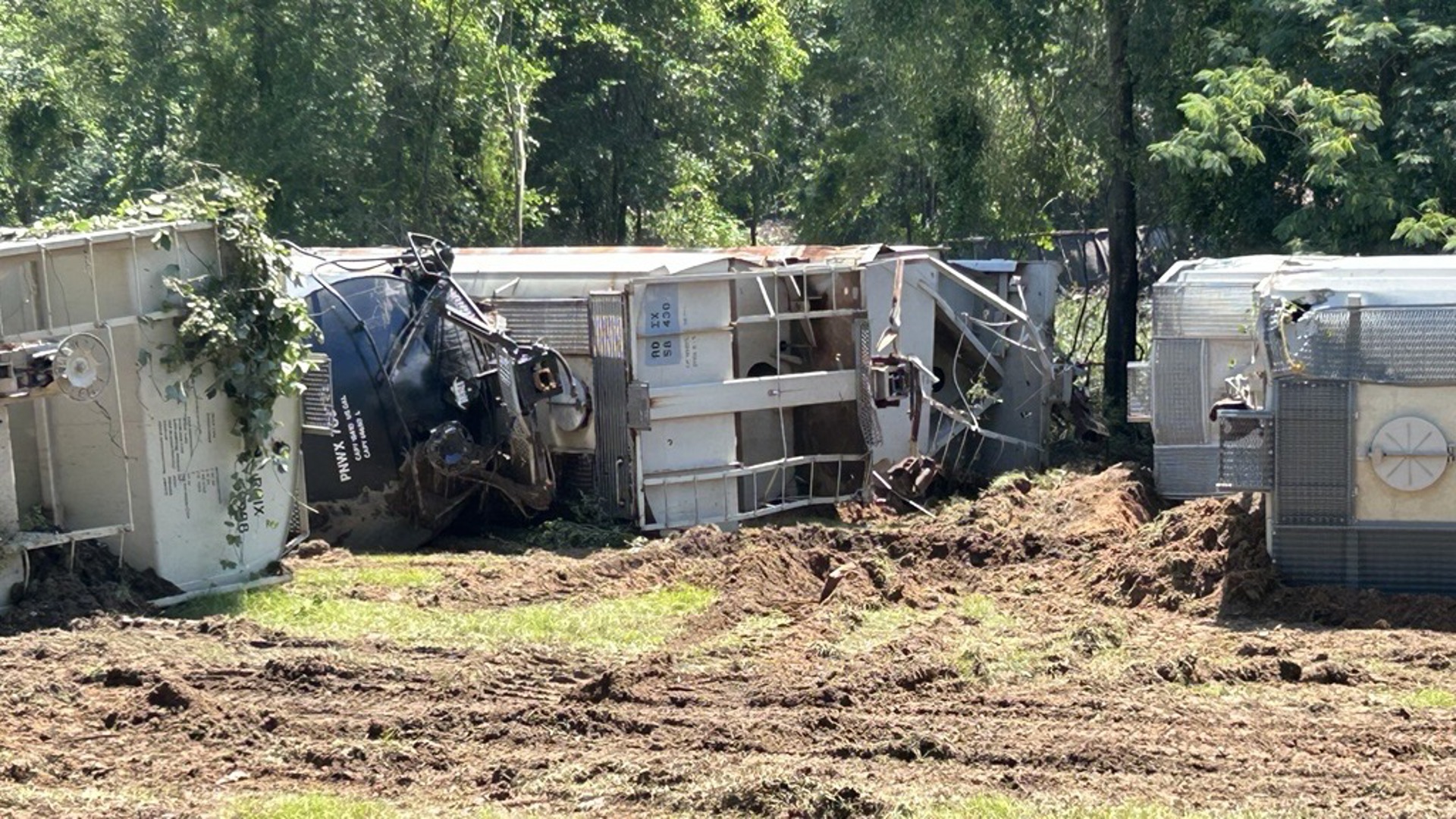 Train derails in Peach County after flooding hits tracks Saturday ...