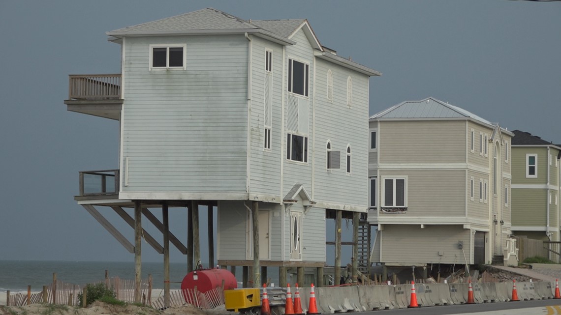 Infamous Vilano Beach 'blue house' could be demolished | wltx.com