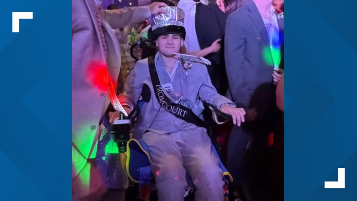 Dominic Haines Jefferson Georgia wrestler update | Voted prom king ...