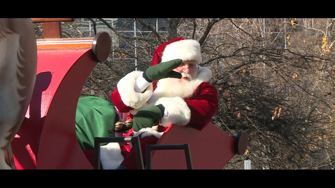 Santa Claus gets new shower donated | wltx.com